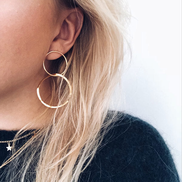 Statement Oorbellen 2 ringen goud groot – Beadies